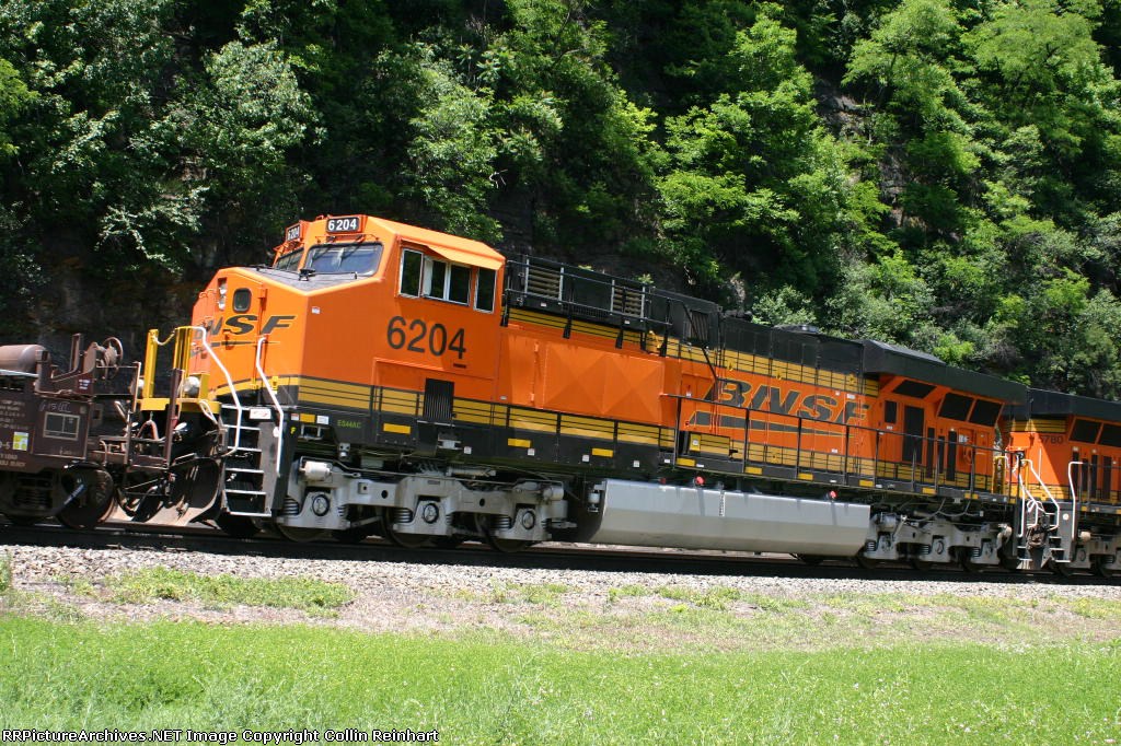 BNSF 6204
